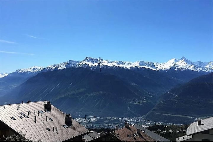 Stylish Flat In Crans-montana 500m From Ski Slopes - Crans-Montana