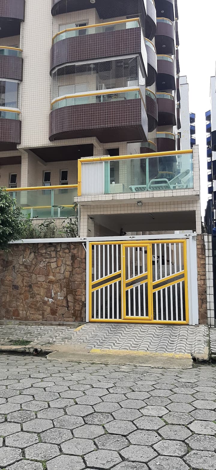 Ocian Praia Grande / Acomoda 6 Pessoas - Praia Grande