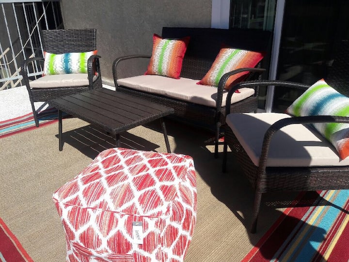 Stylish And Spacious Modern Apt W/ Private Patio - San Bernardino, CA