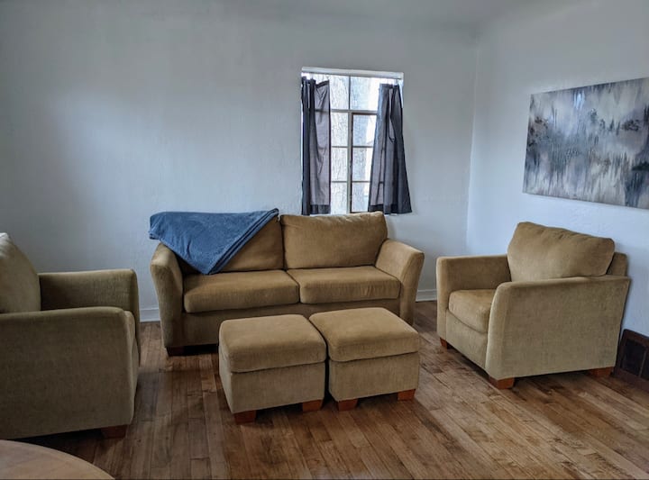 Great Central Location Queen Bedroom Monthly - Grand Junction, CO