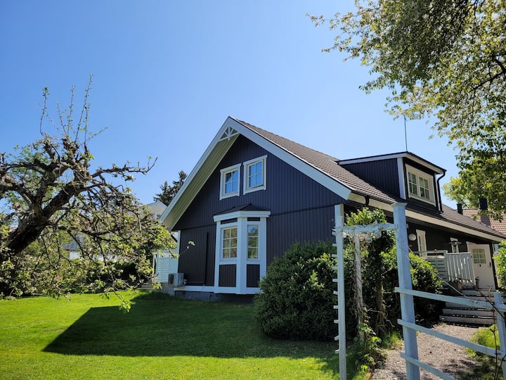 Egen Villa Med Pool I Stockholms Skärgård - Gustavsberg