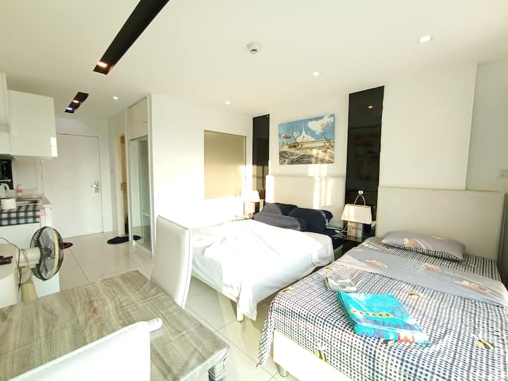 1 Month Only, Pattaya, Near Entertainment Area - Pattaya