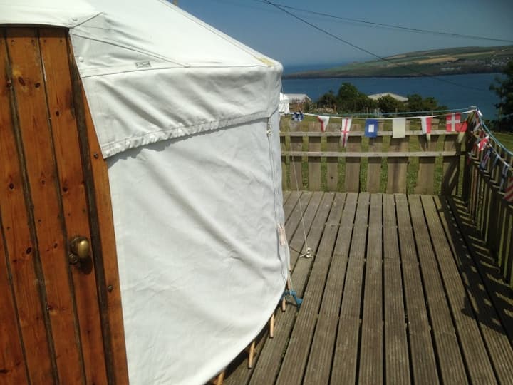 18' Cosy Yurt @Alltycoedcampsite In Pembs, Wales - ペンブルックシャー