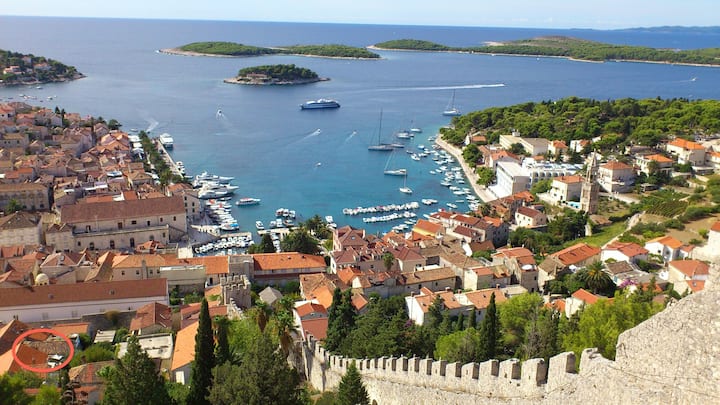 Luka Hvar Alloggi e case vacanze - Grad Hvar, Croazia | Airbnb