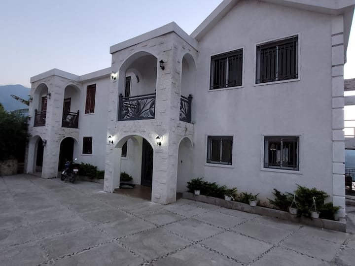 Speedy's House - Haiti