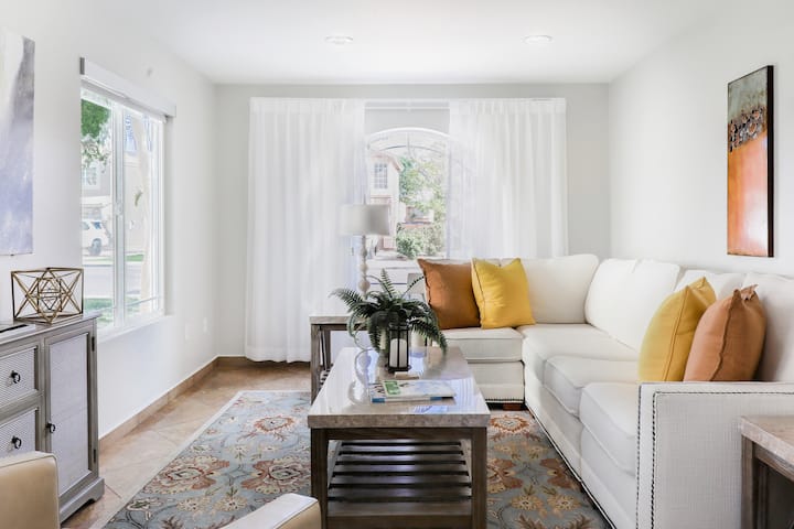 Peaceful And Pet-friendly Family House In Mesa - Mesa, AZ