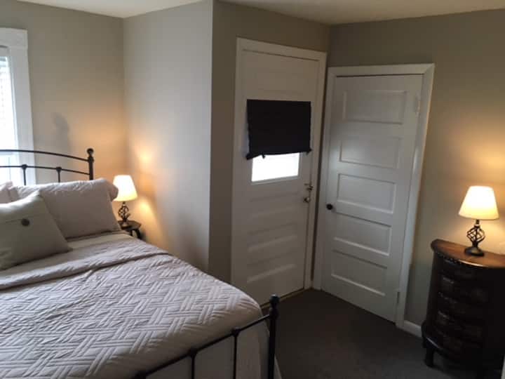 Cozy One-bedroom Manchester, Nh - Manchester, NH