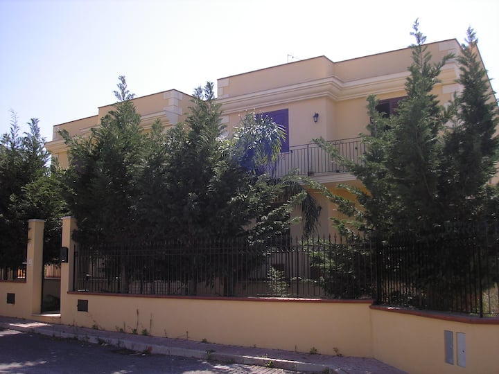 Appartamento Terrasini Zona Cala Rossa - Terrasini