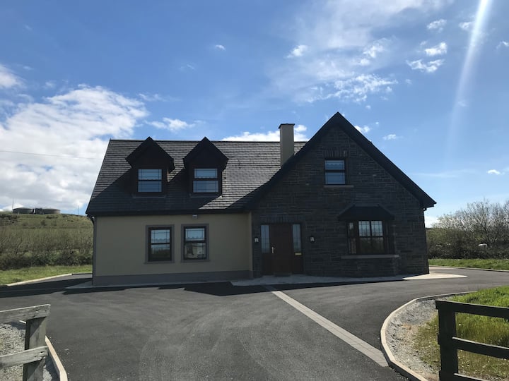 Charming Home With A Sea View On Wild Atlantic Way - Kilrush