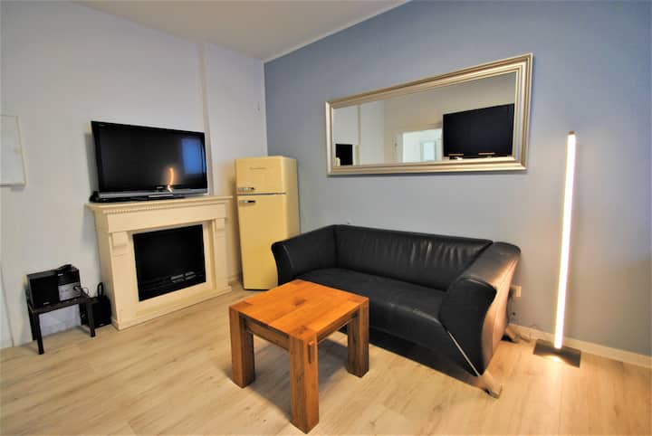 Schöne Großzügige Wohnung Mit üBerdacht.innenhof! - Neuss