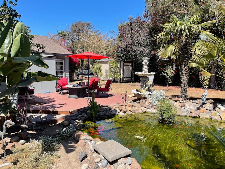 Garden Oasis With Hot Tub/koi Pond/waterfall - Monterey, CA