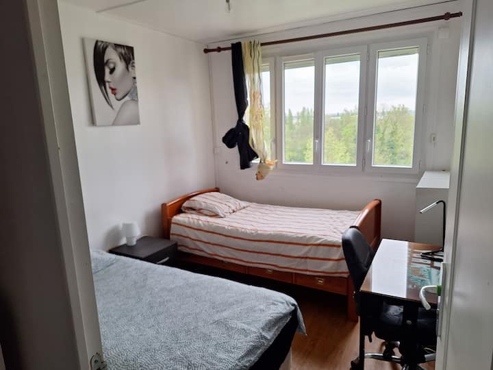 Belle Chambre Confortable (Solo) - A2 - Mantes-la-Jolie
