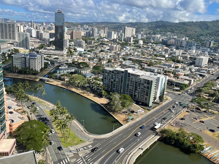 2bd/2ba Connected Studios W/canal, City& Mt View - Hawaï