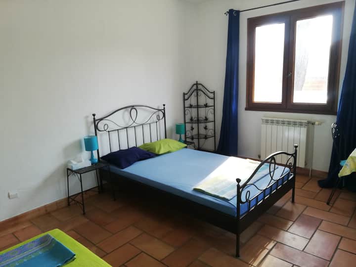Chambre Bleue Dans Villa Sous Les Pins - Bagnols-sur-Cèze