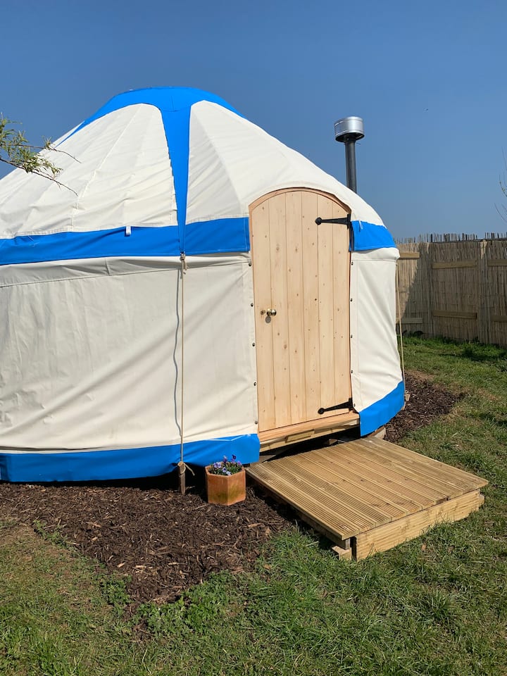 Barn Owl Yurt - Polperro