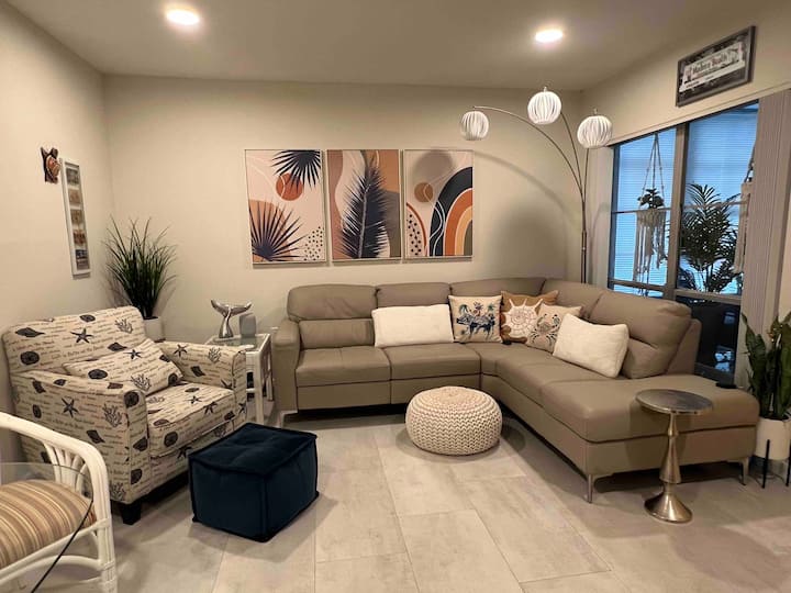 The Beachy Boho - Madeira Beach, FL