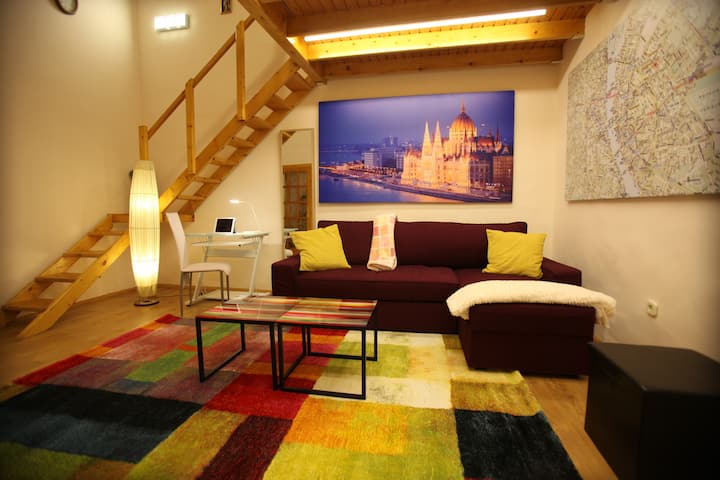 Izabella Good Karma Home For Your Pleasant Stay - 布達佩斯