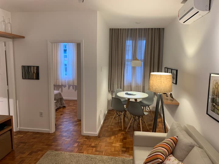 Contemporary Apartment In The Heart Of Copacabana - Rio de Janeiro