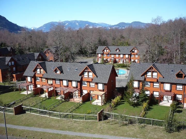 Casa En Condominio Pucón. - Pucón
