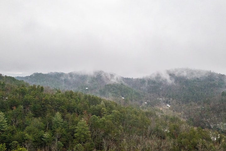 Sugar Bear Hollow - Townsend, TN