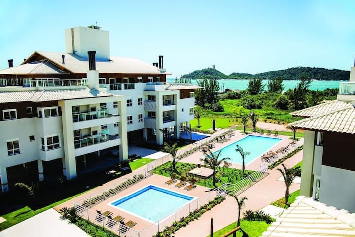 Apartamento "Pé Na Areia". Linda Vista Para O Mar. - Florianópolis