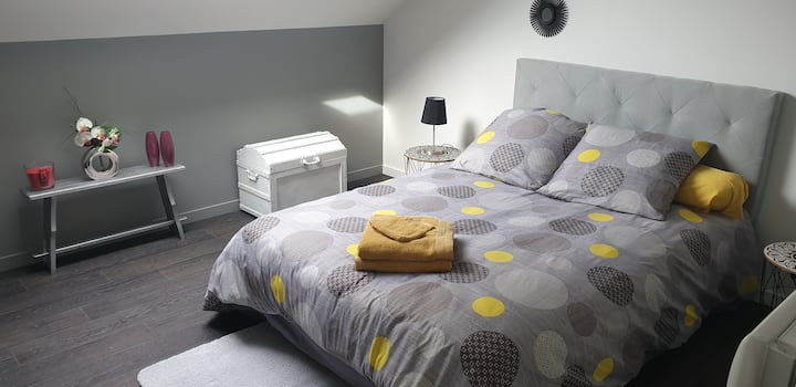 Logement 2 Chambres 4 Voyageurs, Accès Direct A 84 - Villers-Bocage