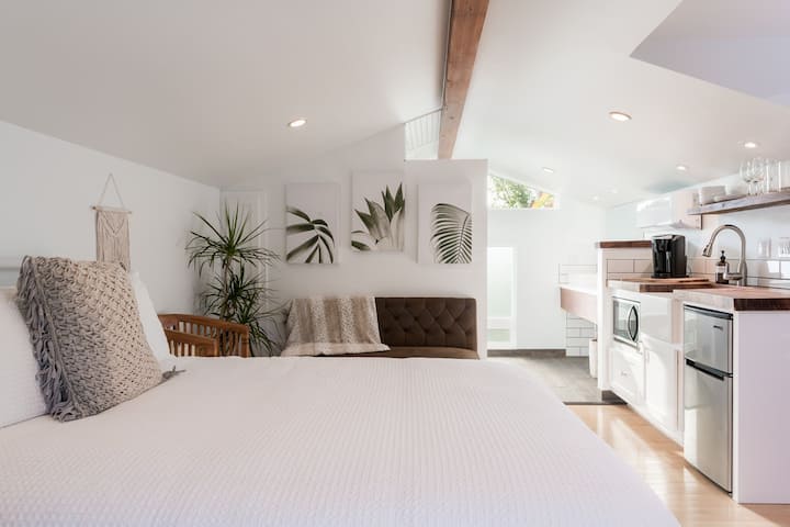 Cozy Solana Beach Studio Steps To The Sand! - Carmel Valley - San Diego