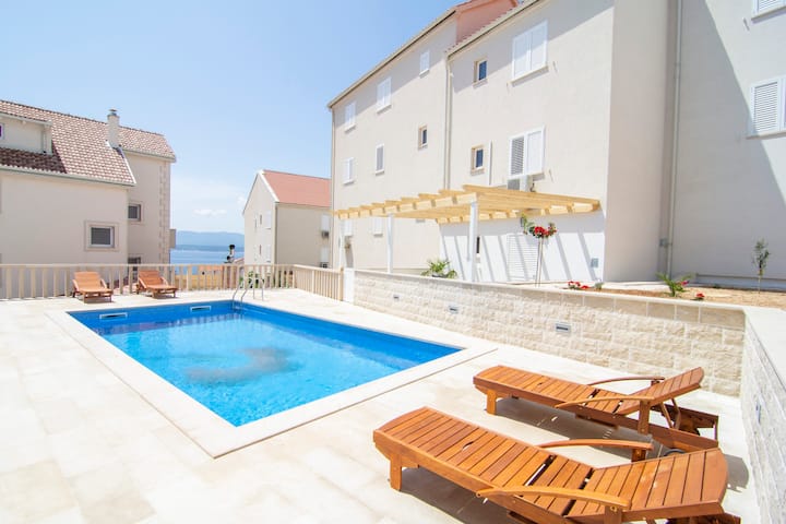 S2 - 2br Apartment With Pool & Amazing View - Bol