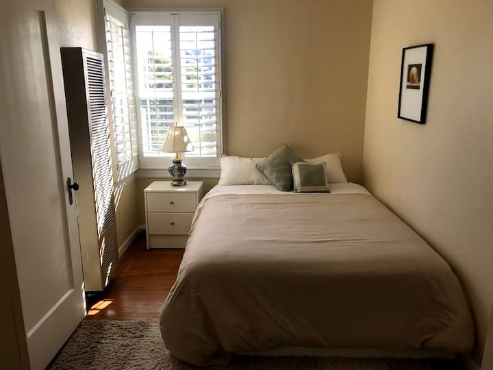Cozy Noe Valley Apartment - San Francisco, CA