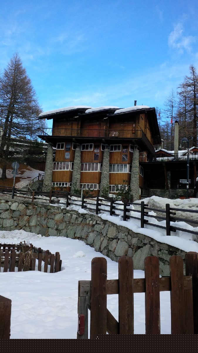 Cozy Studio + Garage Near Cable Car & City Center - Valtournenche