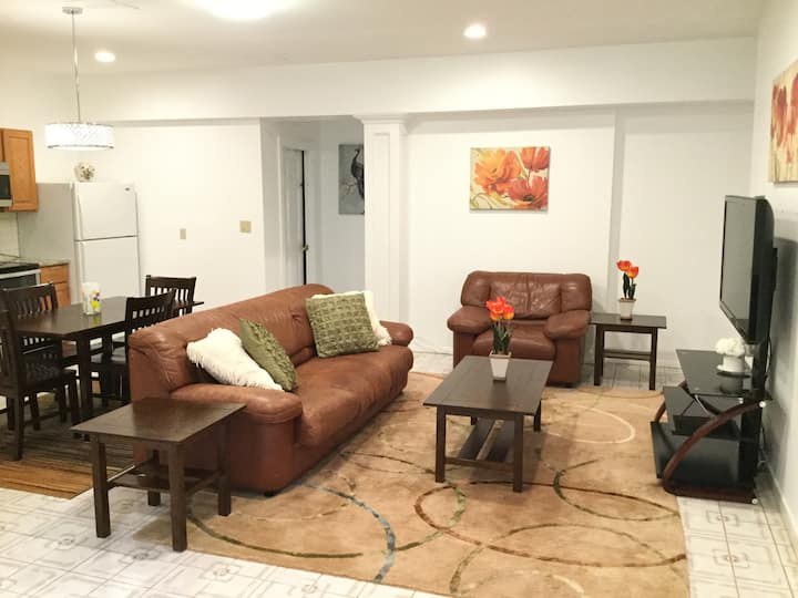 Amazing 1 Bdrm Apt W Sep Entrance In Bedford Home - Bedford, NY