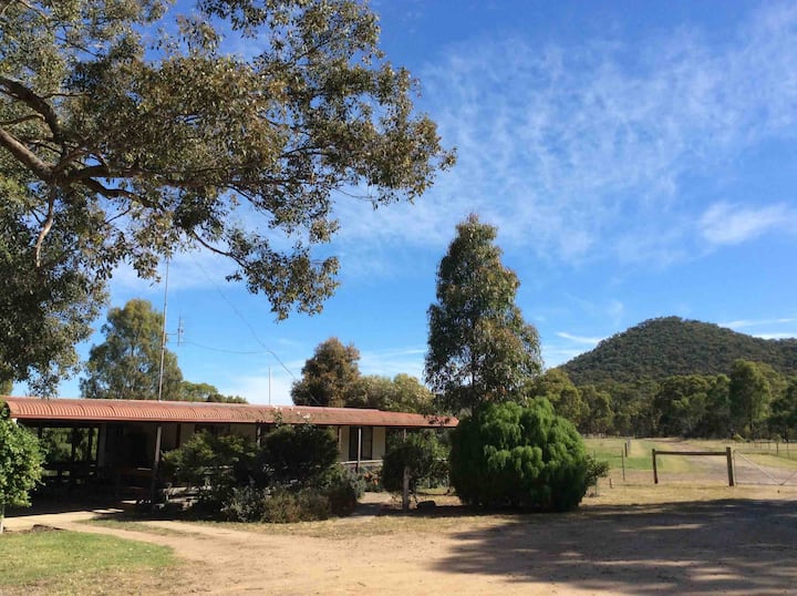 Mt Piper Cottage - Broadford