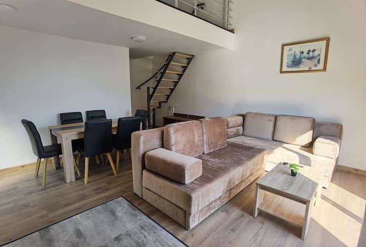 "Bokun Neba" Top Floor Apartment With View - Komiža
