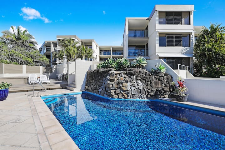 Beachside Views 2 Bedroom Apartment Mooloolaba - Buderim
