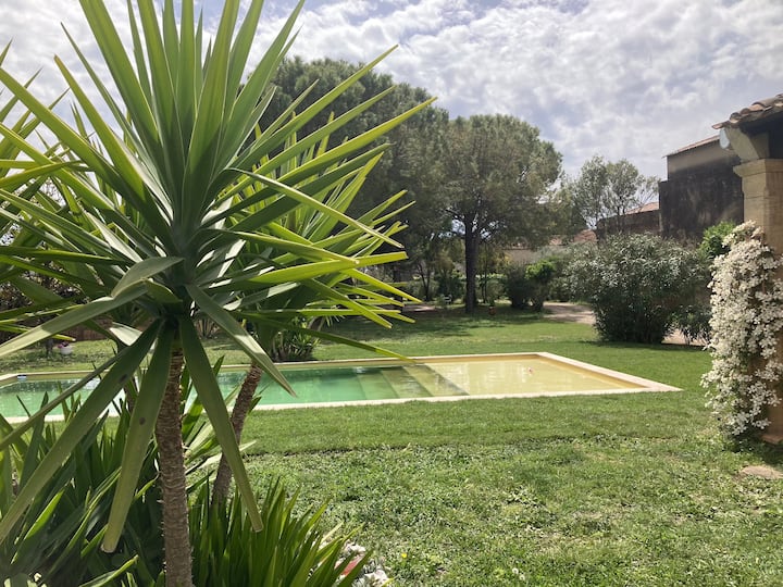 4 Chambres D’hôtes Naturisme Possible à La Piscine - Aimargues