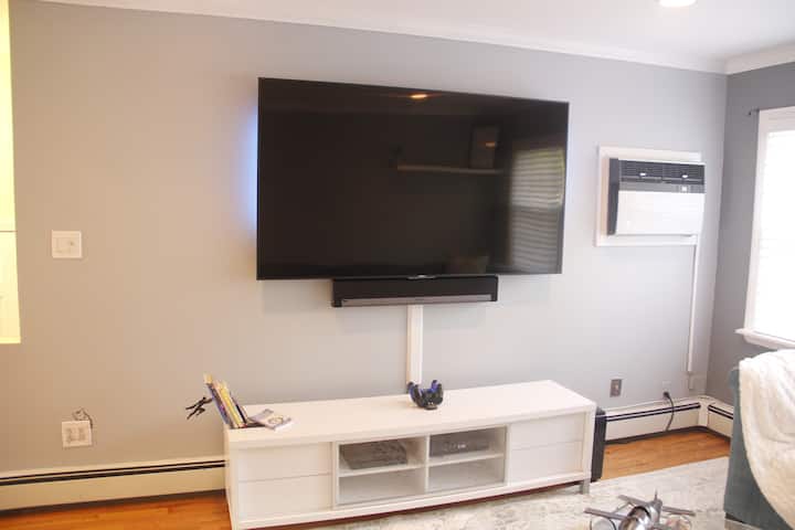 Luxury Rooms In Pelham Gardens - The Bronx, NY