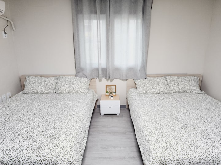 _art House_5min From Hongik Univ. Stn. : D - Seoul