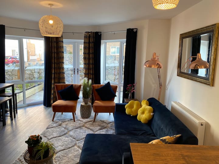 Luxury Modern 2bed Seafront Flat In Rhos On Sea - コルウィン・ベイ