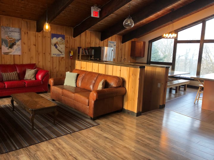 8 Bedroom Chalet /  Private Hot Tub Blue Mountains - Collingwood