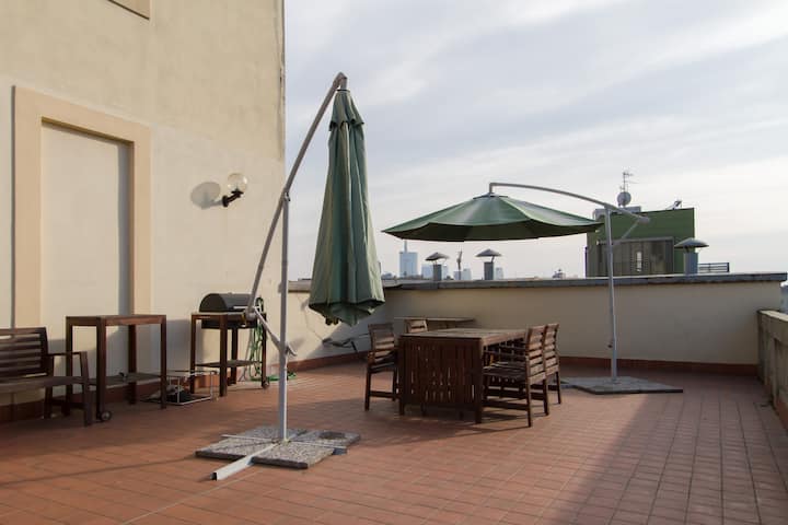 Casa Del Fumetto Con Terrazzo (Maciachini M3) - Milan