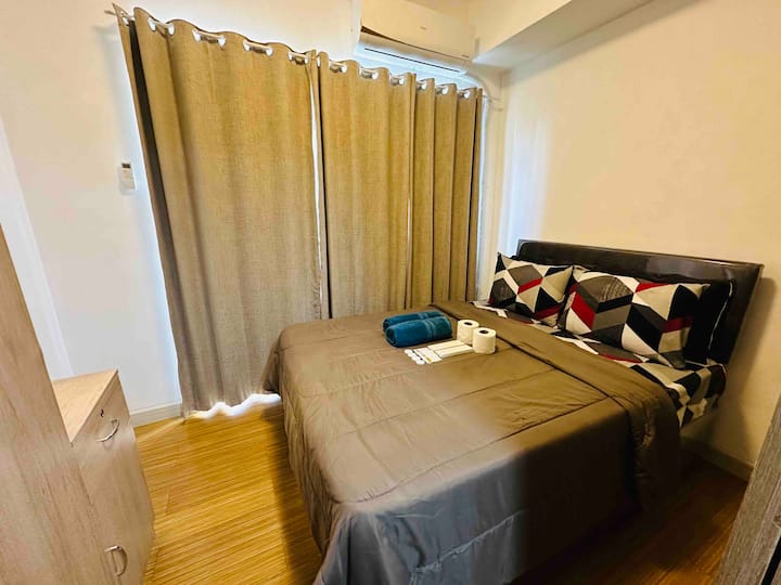 Taguig City 1bed +Netflix Near Bgc - Taguig
