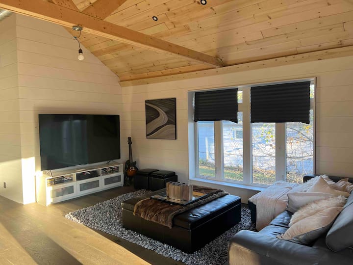 Cozy Cottage - Innisfil