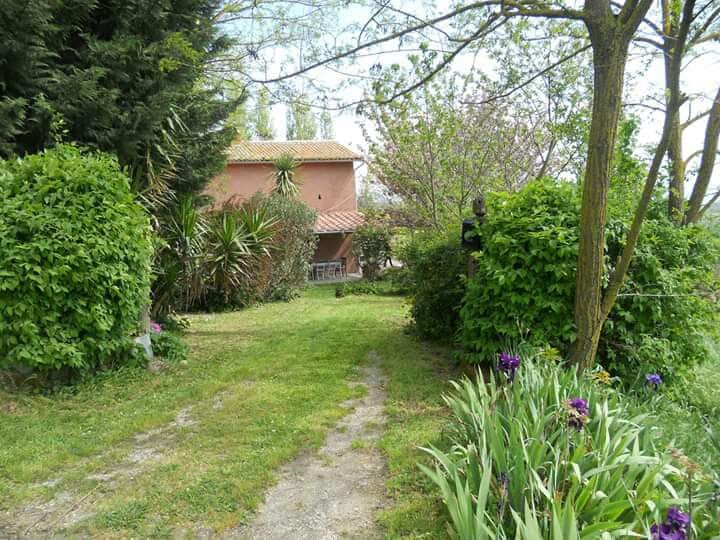 Il Casale Di Aquarubra
Nei Ciliegi Di Celleno - Montefiascone