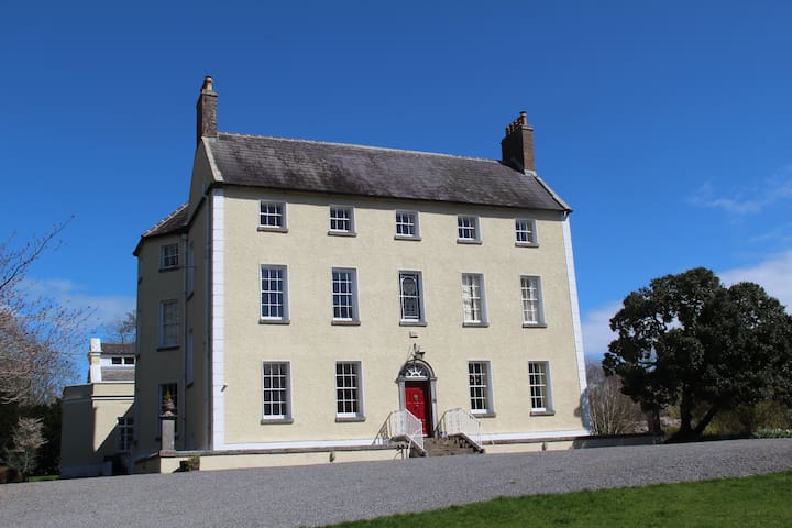 Mount Hanover House 【 AUG 2021 】 Villa in Duleek, Ireland (10 Bedroom ...