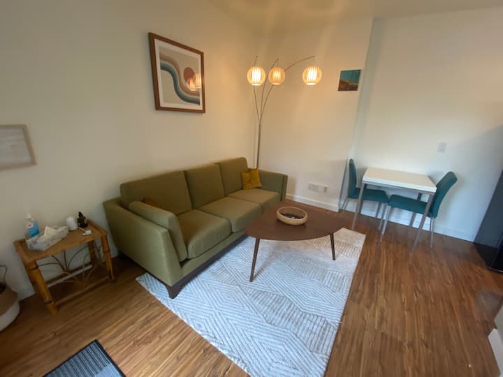 Funky 1 Bedroom Close To The Beach And Town - Tofino