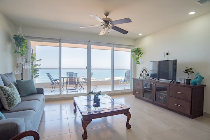 Hermoso Y Nuevo Condominio Junto Al Mar. - Rosarito