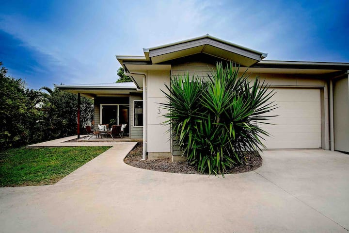 "The Comforting Beach Retreat". - Hervey Bay