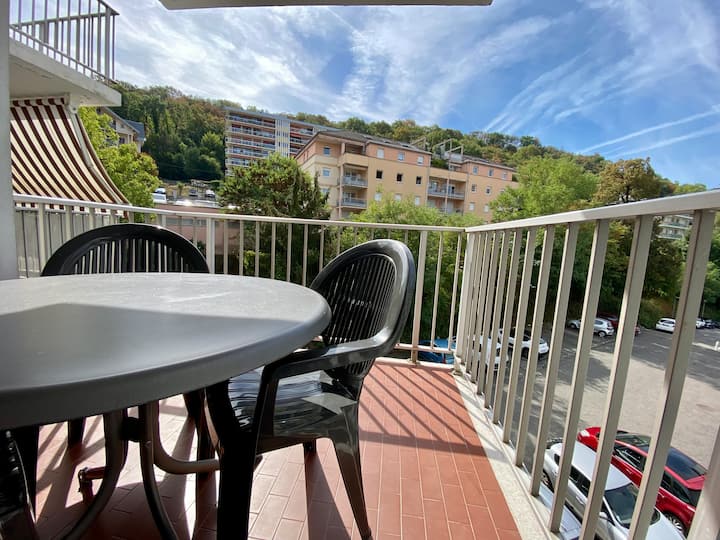 Appartement F1, Balcon, Calme Près Du Centre-ville - Aix-les-Bains