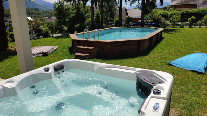 Appartement Dans Maison Avec Piscine Et Jacuzzi - Aiguebelle