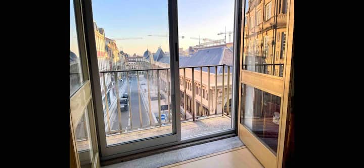 T2 With Balcony In Absolute In Center! - Porto